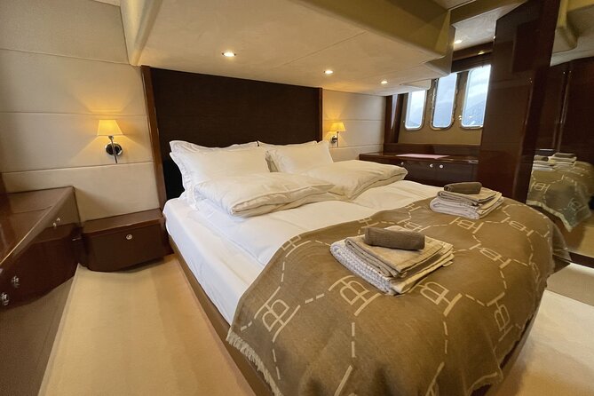 1 night Hardangerfjord Private Fjord-cruise - Who Should Consider This Tour?