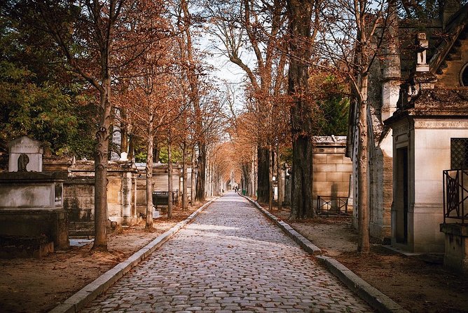 #1 Pere Lachaise Cemetery | Satisfaction Guaranteed! | 12ppl Max - Explore Paris Largest Cemetery