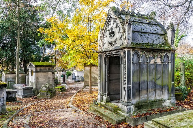 #1 Pere Lachaise Cemetery | Satisfaction Guaranteed! | 12ppl Max - Enjoy a Small-Group Experience