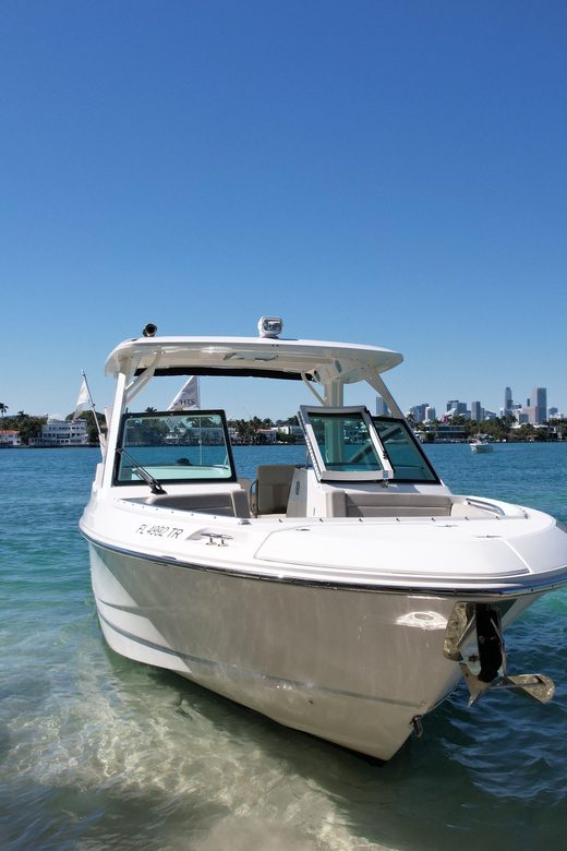 #1 Private Boat Tour and 1 Hour Free Jet Ski Rental in Miami - Key Points