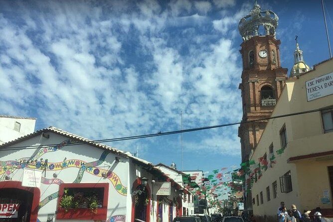 1 to 6 Passengers Vallarta Private City Tour - FAQs