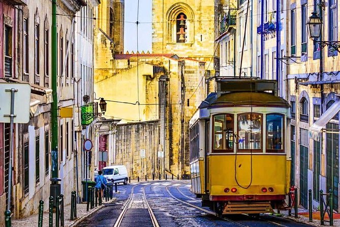 1 to 8 person private tour of Lisbon & Belém & Jerónimos - FAQ