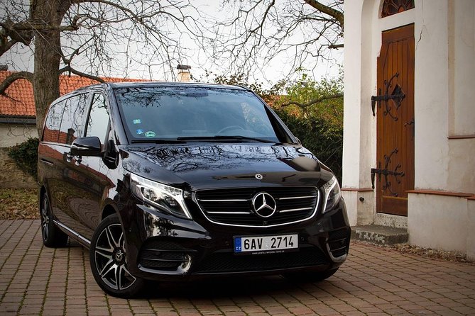 1-way Prague to Vilshofen private transfer - Mercedes Benz - up to 7 passengers - An In-Depth Look at the Experience