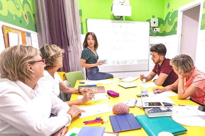 1 week intensive Spanish course + conversation workshop - Who Should Consider This Course?