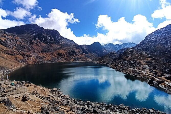 10 Days Langtang Valley and Gosaikunda Trek from Kathmandu - Day 3: Reaching Langtang Village