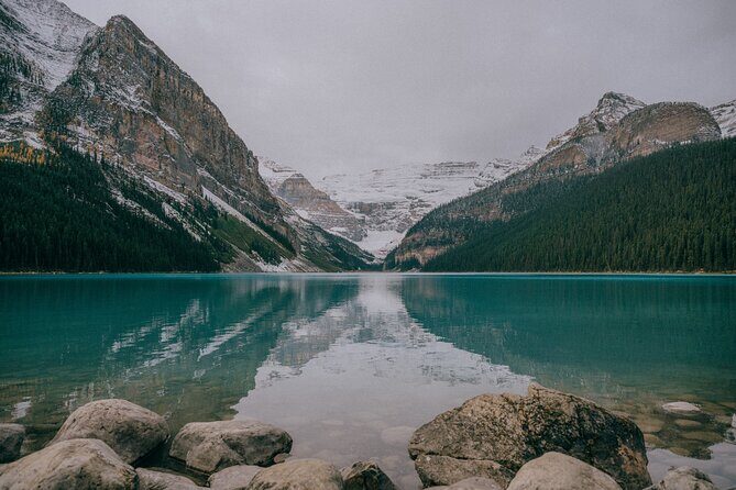 10 Hours Private Tour From Calgary: Lake Louise and Moraine Lake - An In-Depth Look at the Tour Experience