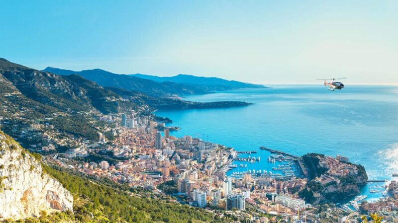 10-minute panoramic flight from Monaco - The Experience: Comfort, Safety, and Flexibility