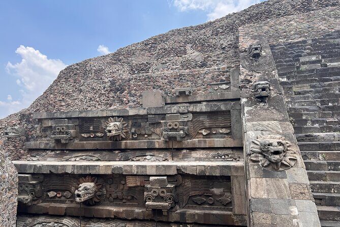 100% Private Tour in Teotihuacán Pyramids from Mexico City - Guides and Personal Touches