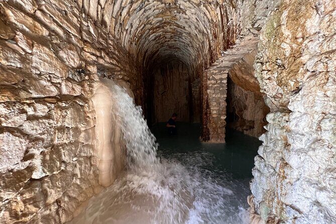100% private tour to hotsprings Tolantongo from Mexico city - The Sum Up