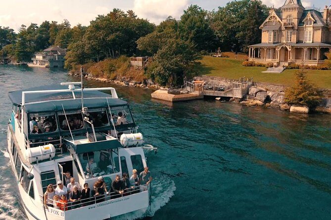 1000 Islands 90-minute Sightseeing Cruise - A Practical Look at the 1000 Islands 90-minute Sightseeing Cruise