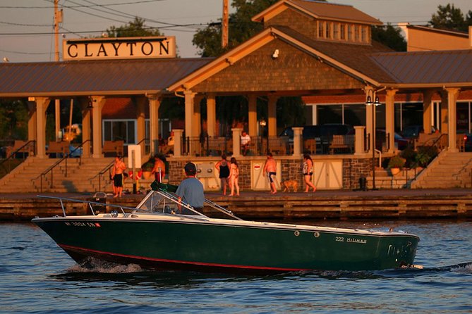 1000 Islands Sunset Cruise From Clayton, NY - Onboard Experience and Amenities