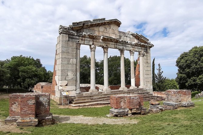 1001 Windows of Berat & Golden Sunset in Apollonia - Experiencing the Golden Sunset in Apollonia