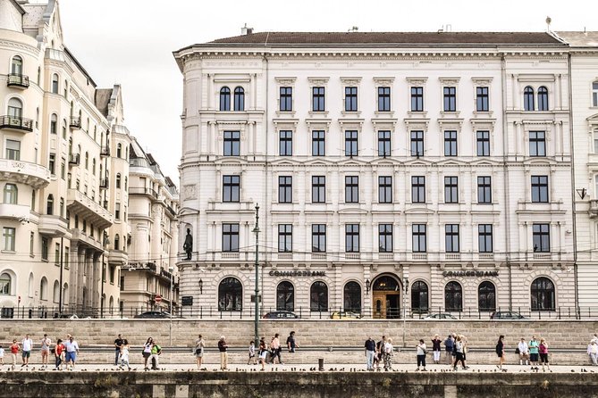 101 Things You Have to See in Budapest - Full Day Tour With Lunch & Dessert - Marveling at the Stunning Panoramic Views