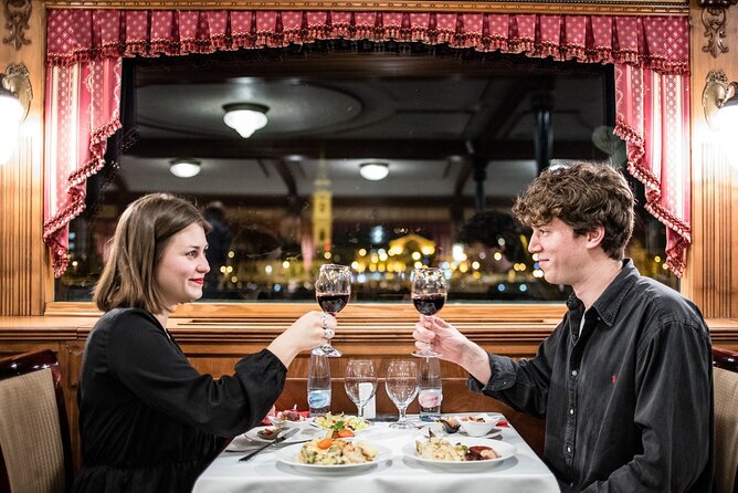 10PM Budapest Danube Cruise With Live Music & Food or Drinks - Duration and Accessibility Information