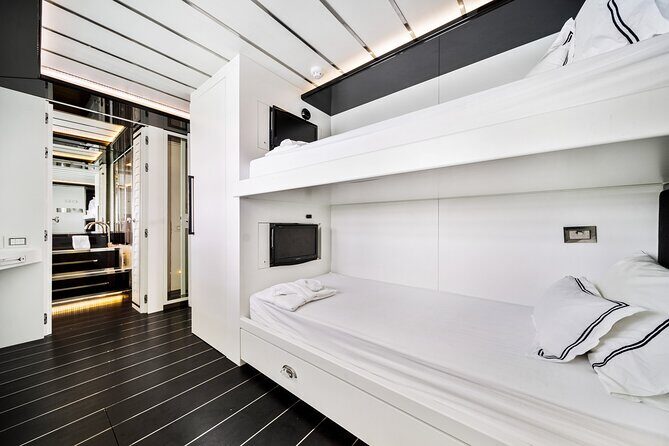 120ft Luxury Yacht Charter aboard Doubleshot - The Itinerary: What Can You Expect?