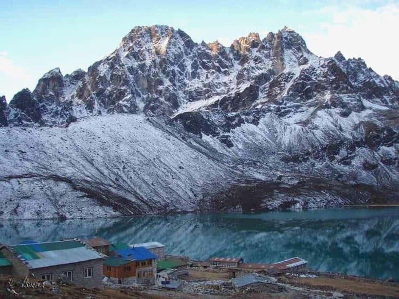 14-Day Gokyo Lakes Trek with Guide - Key Points