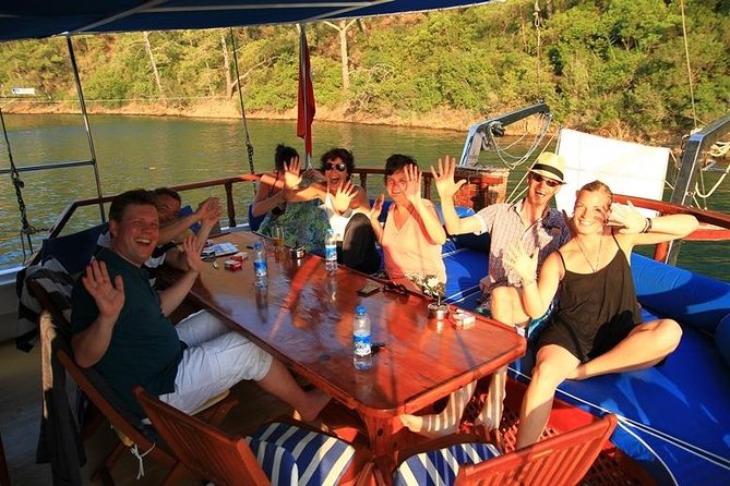 15-DAY Flying Carpet From Istanbul - Dining Experiences