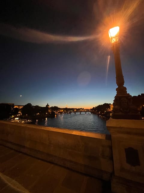 1,5 hour Running Tour in Paris for intermediate to advanced - A Balanced Perspective