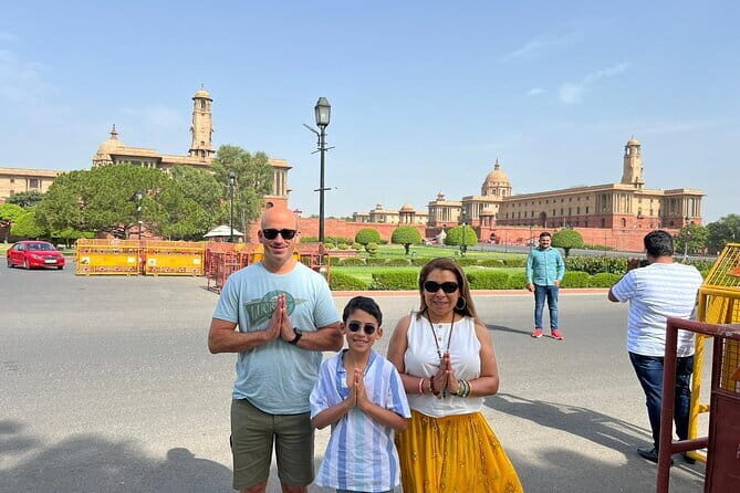 16-Day Delhi, Agra, Rajasthan, Ajanta, Ellora Caves & Mumbai Tour - FAQ