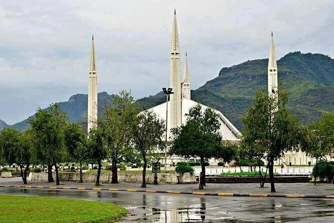 16 Days North Pakistan Autumn Tour Book Now 2025-26 - Authentic Experiences and Cultural Highlights