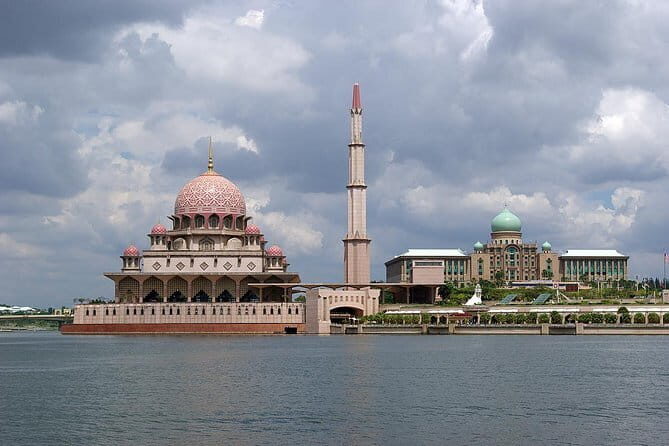 *16 Hrs Kuala Lumpur Van Tour from Ipoh w' Tour Guide - Final Thoughts