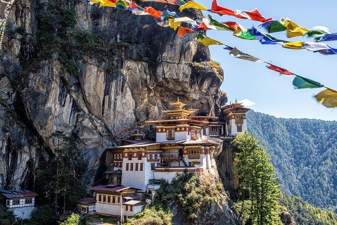 17 Nights Laya Gasa Trek with Royal Highland festival - Key Points