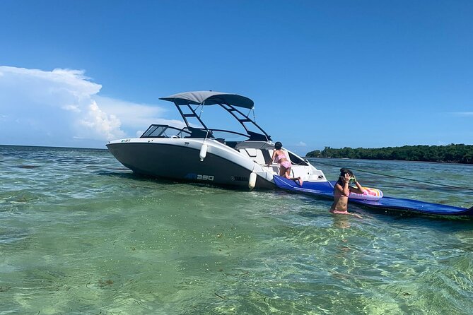 19 Ft Boat Tour Around the Miami Bay, 2 or 4 Hours, 6 People - Pricing and Fees Breakdown