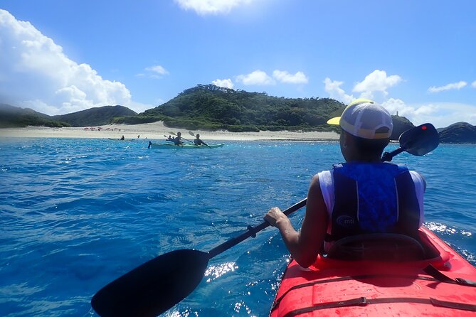 1day Kayak Tour in Kerama Islands and Zamami Island - Beachside Lunch and Scenery