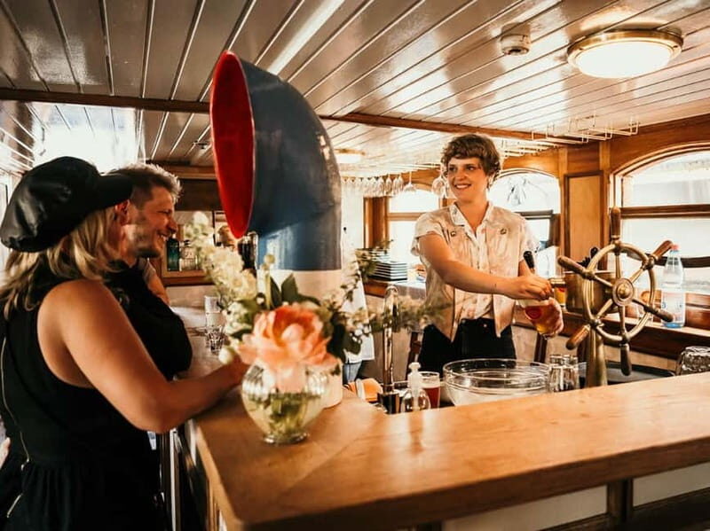 1h Berlin-Cruise with 140 year old electrified steamship - Is It Good Value?