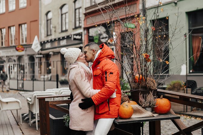 1H Private Photoshoot in Old Town of Riga - A Practical and Personalized Photo Experience in Riga’s Old Town