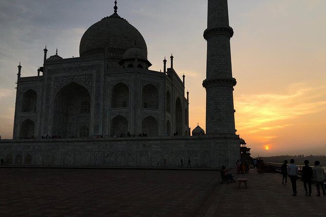 1Night & 2Days Agra & Jaipur Transportation with local guiding experience - A Close Look at the Itinerary