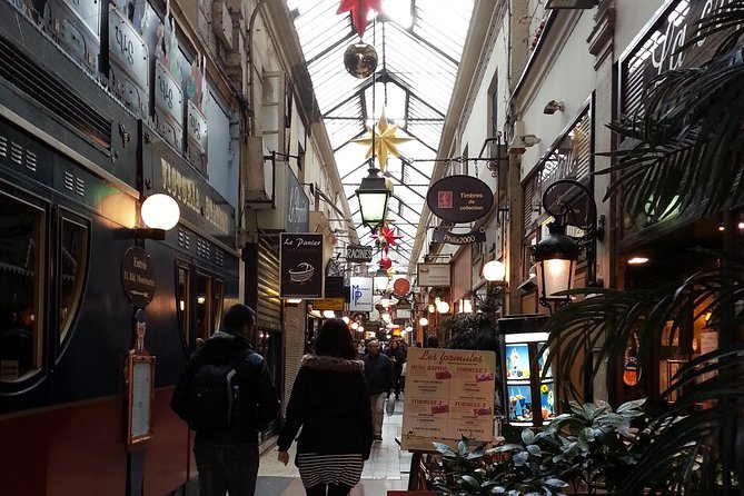 1st Day in Paris Discovery Private Tour: How-to Orientation & Sightseeing Fun! - Physical Requirements and Weather Preparedness