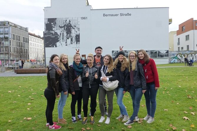 2.5-Hour Berlin Wall and Memorial Sites Walking Tour - Tour Logistics: Duration, Accessibility, and Group Size
