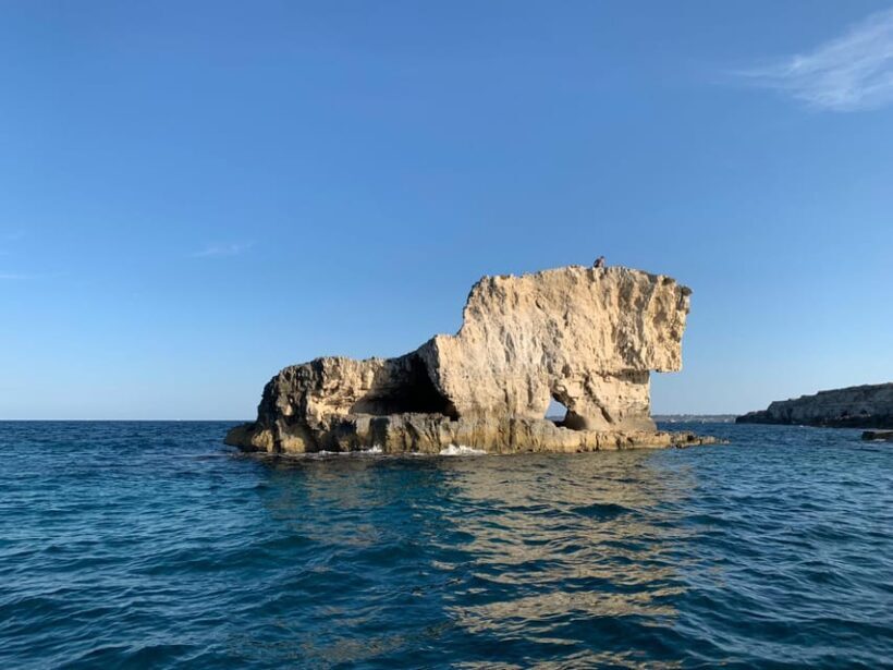 2.5-HOUR BOAT TOUR ORTIGIA+SEA CAVES+PILLIRINA+FRUIT DRINK - An In-Depth Look at the Tour Experience