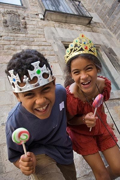 2.5-Hour Kids & Family Walking Tour in English - A Family-Friendly Introduction to Barcelona’s Gothic Quarter