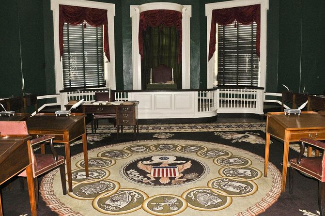 2.5 Hour Philadelphia History Tour with Washington War Tent Show - Key Points