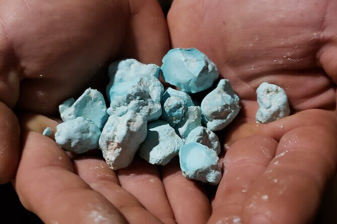 2.5 Hour Turquoise Collecting Tour - A Closer Look at the Experience