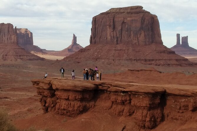 2.5 Hours Monument Valley Historical Sightseeing Tour by Jeep - Cultural Significance of Monument Valley