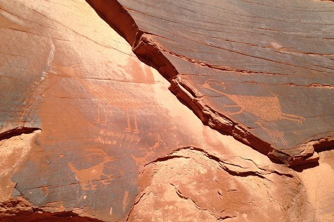 2.5 Hours of Monument Valley's Backcountry 4×4 Tour - Transport, Timing, and Group Experience