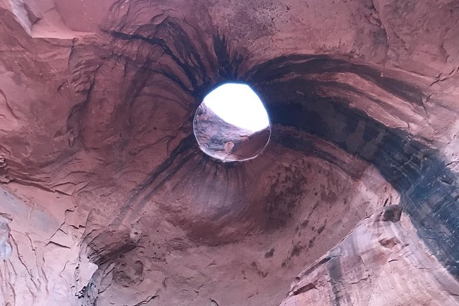 2.5 HR Tour (3SNGT 2.5hr) - Meeting and Pickup Information