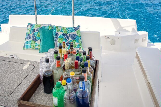 2.5hr Private Catamaran Cruise with Snorkeling, Bar, Food - Why Choose This Experience?