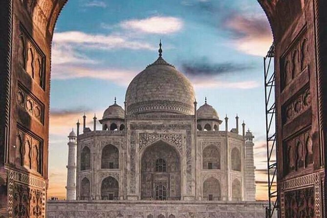 2 Day Agra tour with Cultural show - The Sum Up