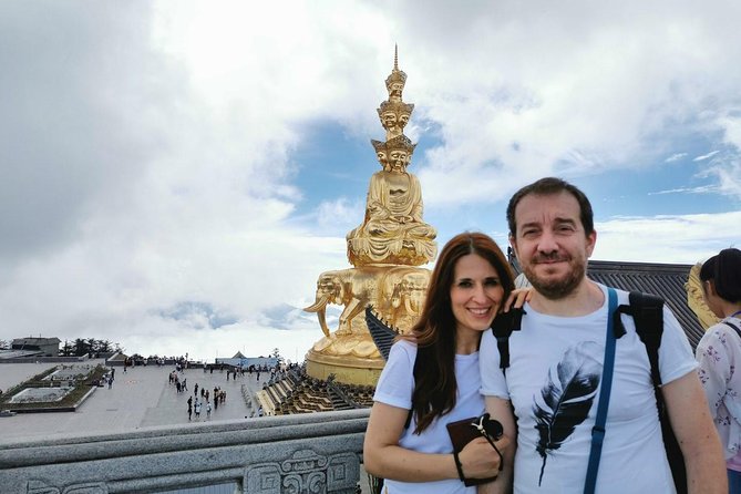 2-Day All Inclusive Leshan Giant Buddha and Emei Mountain Tour - Exploring the Itinerary in Detail