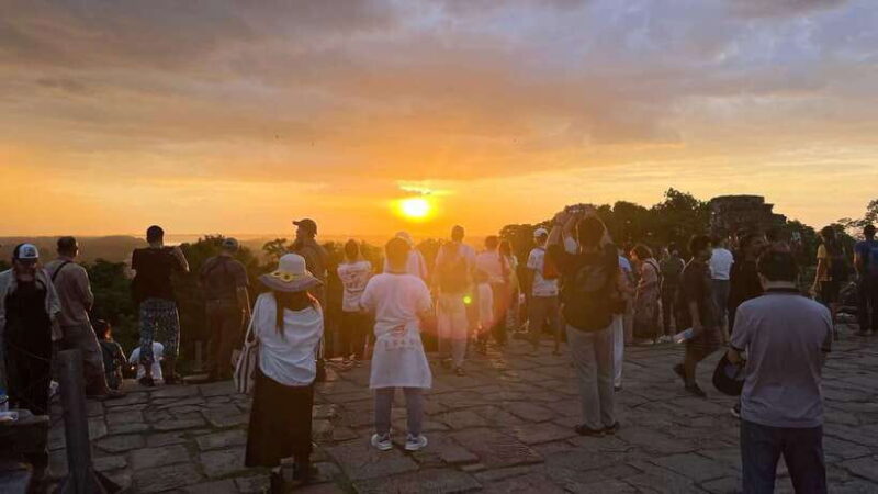 2-Day: Angkor Temple Treasures and Unique Floating Lifestyle - The Practical Side: Logistics and Recommendations