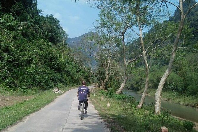 2-Day Ba Be Lake With Boat Trip, Swimming, Kayaking And Cycling - Exploring Ba Be Lake by Boat