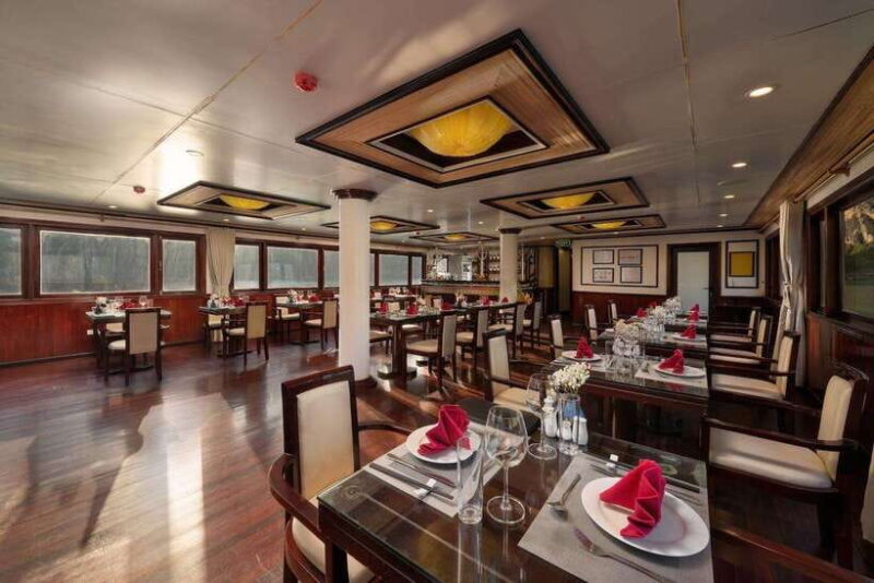 2-Day Bai Tu Long Bay Cruise with Activities - Key Points