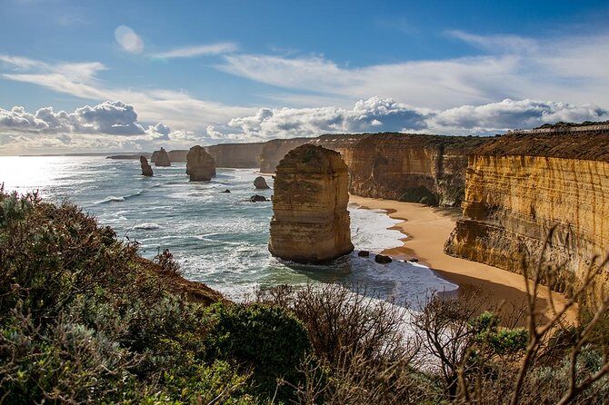2-Day Melbourne to Adelaide Tour: Great Ocean Road and Grampians One Way Trip - Key Points