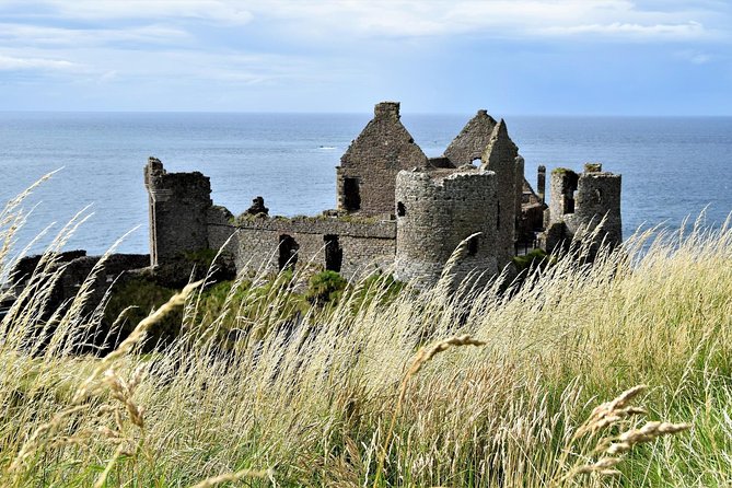 2-Day Northern Ireland Rail Tour: Belfast, Antrim Coast, and Giants Causeway - Essential Packing List for the Tour
