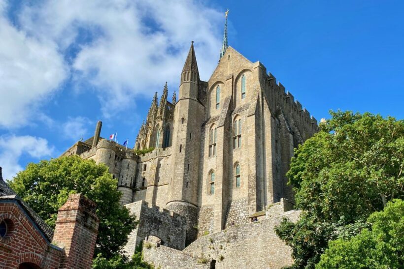 2-day Private D-Day Mont Saint-Michel 3 Castles by Mercedes - How Well Does the Itinerary Work?