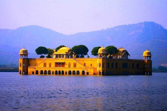 2 Day Private Golden Triangle Tour to Agra and Jaipur From Delhi - What to Expect from This Tour